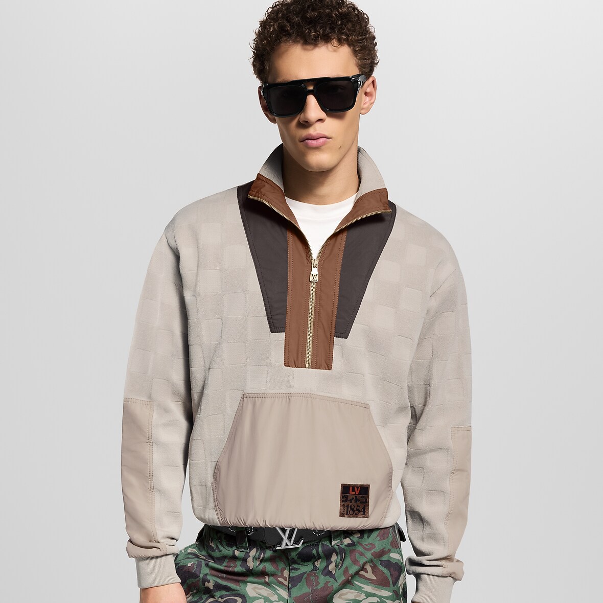 Pullover ibrido in stile workwear con mezza zip e motivo Damier ...